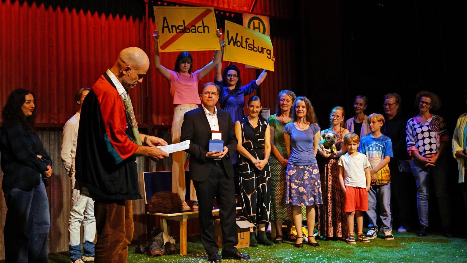 Axel Krauße verabschiedet sich vom Theater Ansbach mit Musik und klaren ...